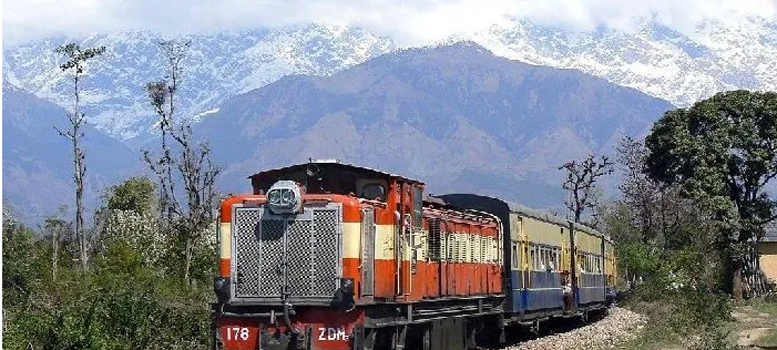 Rail Station 7: যেখানে স্টেশন-রেলপথ মিলে মিশে একাকার - Just Duniya News ...